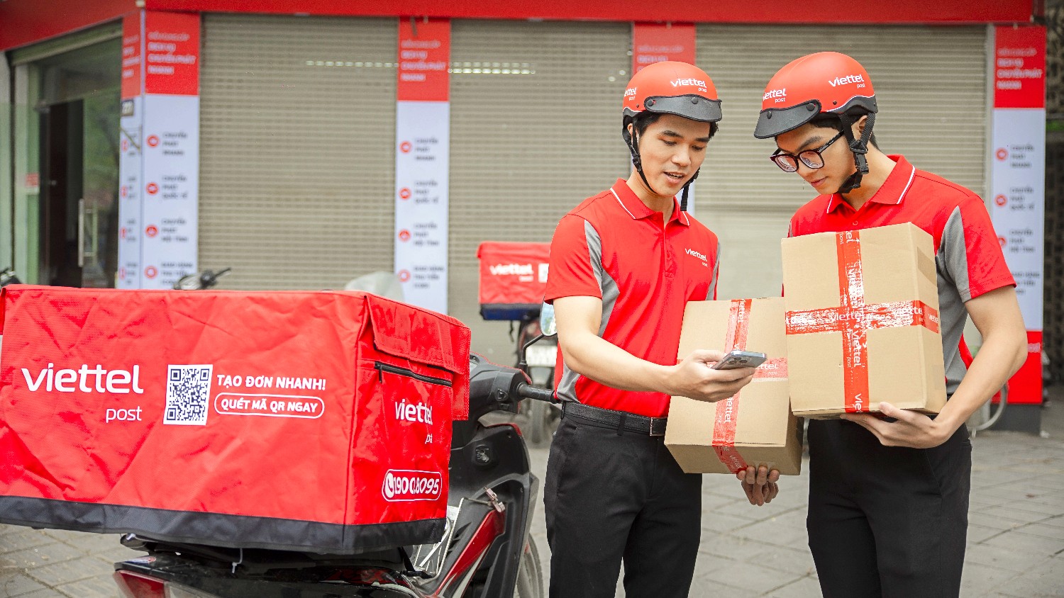 Viettel Post Viettel Post Cùng Blue C Chia Sẻ Cách Làm Văn Hoá