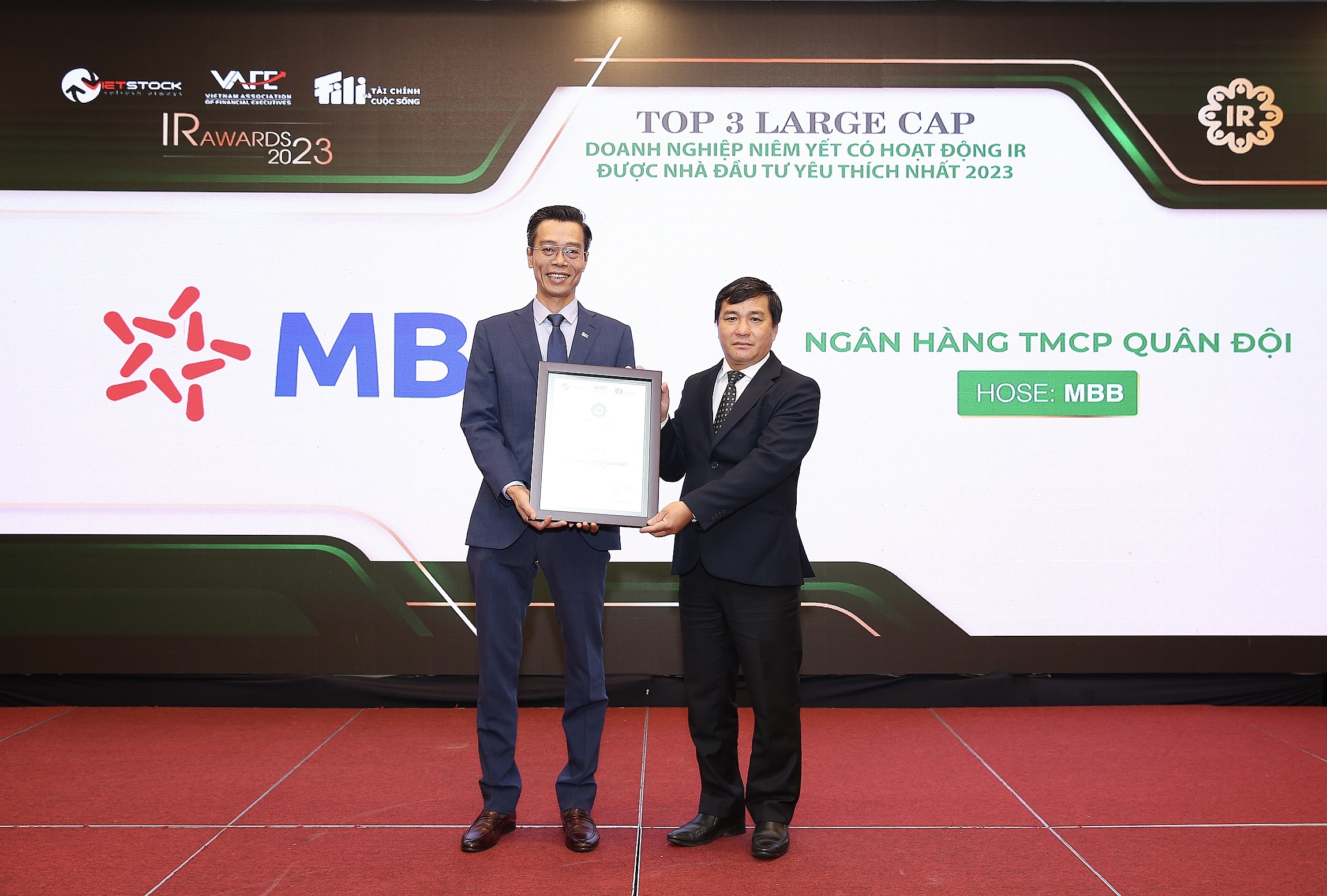 MB Bank lọt top 3 doanh nghiệp được yêu thích nhất