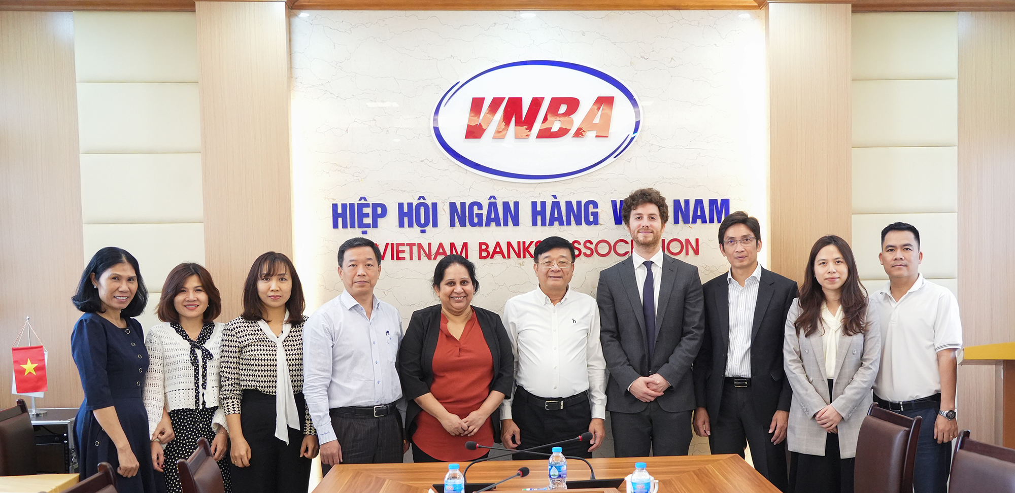 Tổng Thư ký tiếp đoàn công tác của Ngân hàng Thế giới